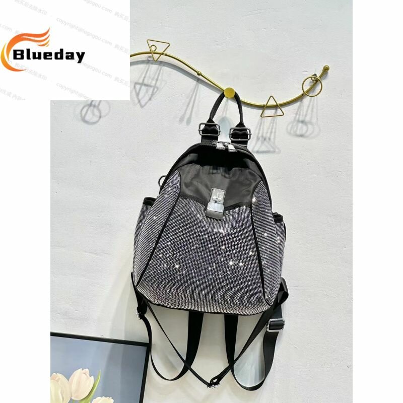 Женский рюкзак со стразами и пайетками 2024, большая вместительность, уникальный дизайн, модная повседневная модель для путешествий и отдыха