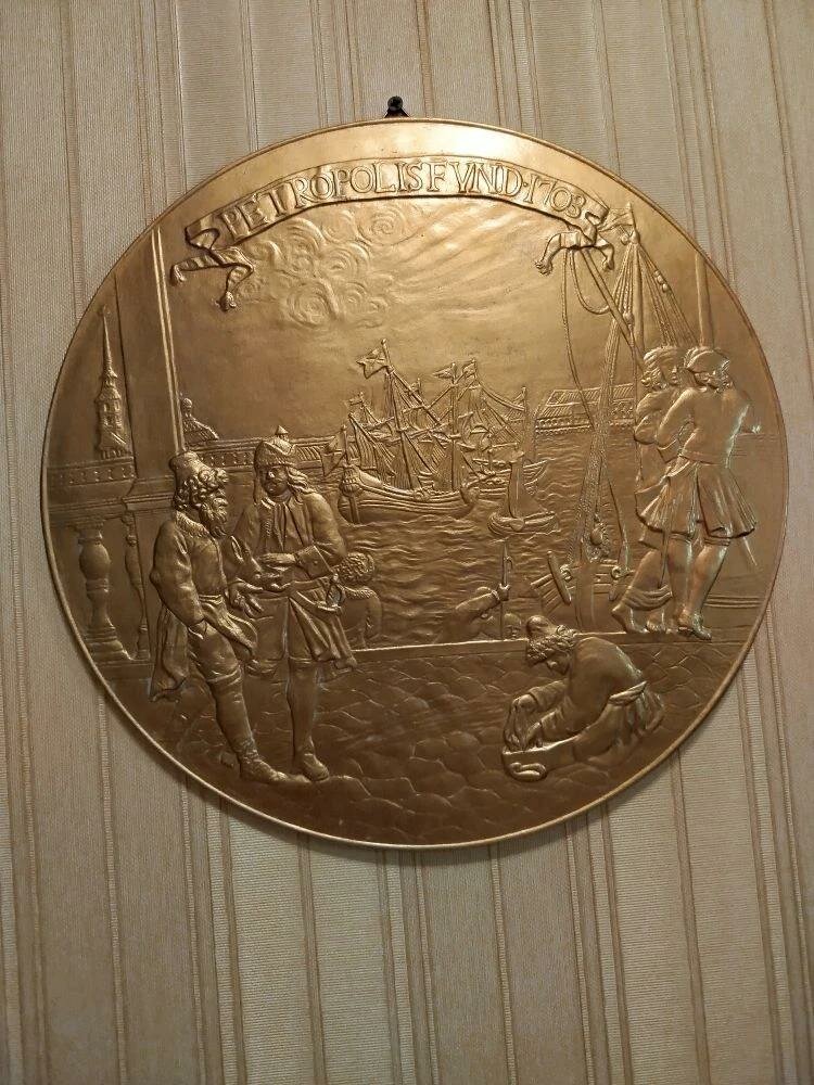 Медальон посвященный победе в Северной войне