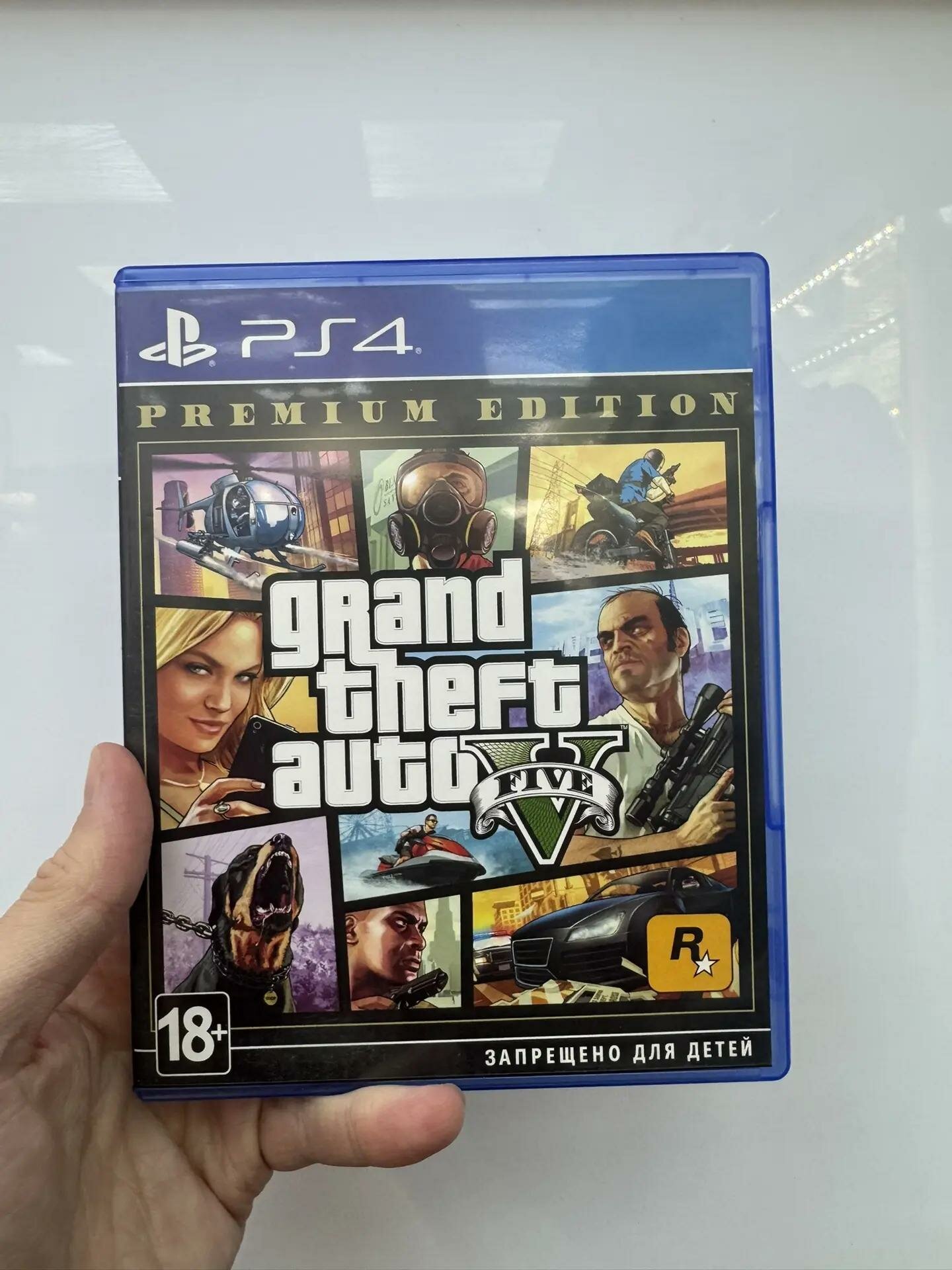 Grand Theft Auto V PS4 — фото 1
