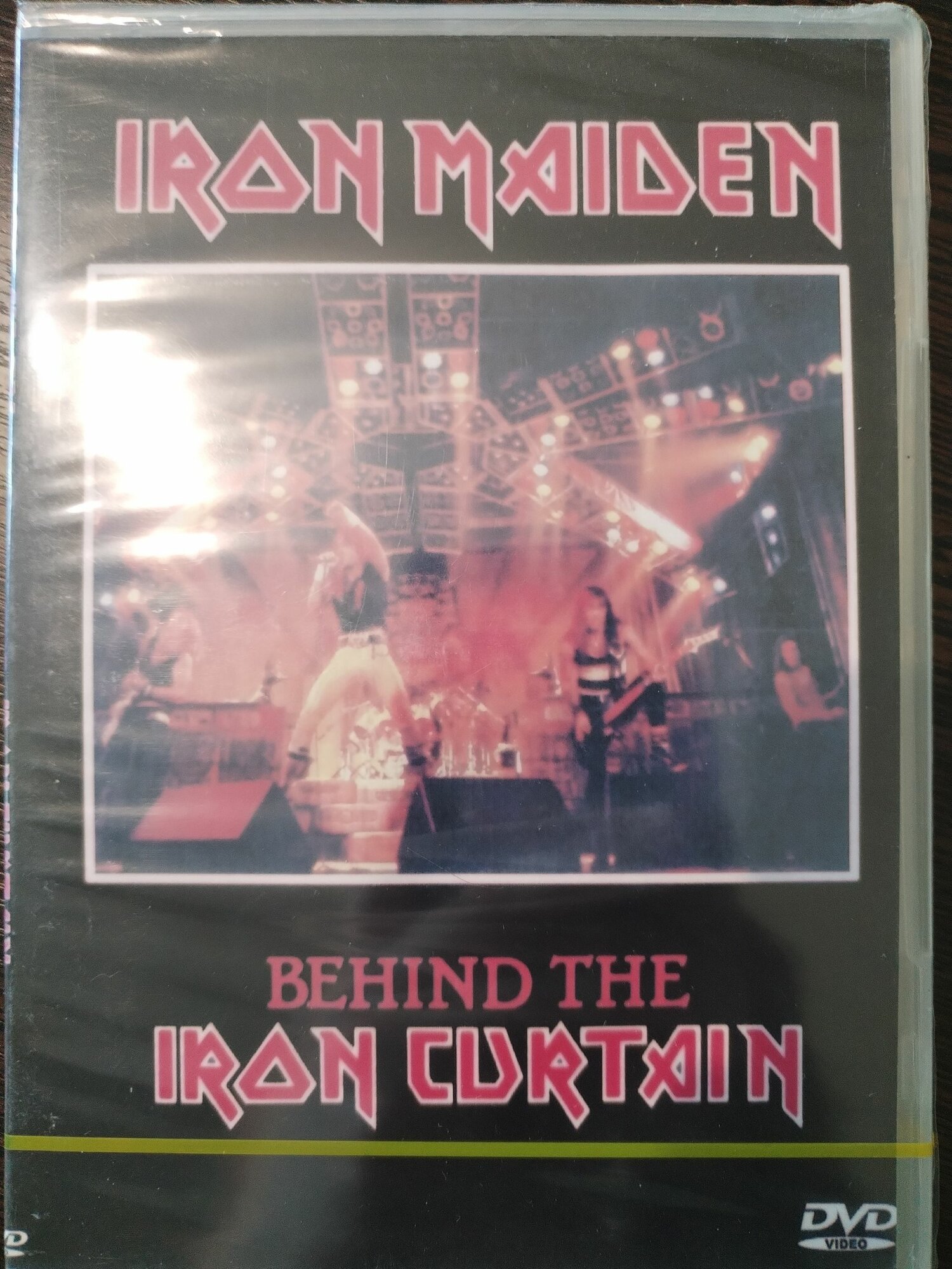 Музыка. Iron Maiden Behind The Iron Curtain. Dvd