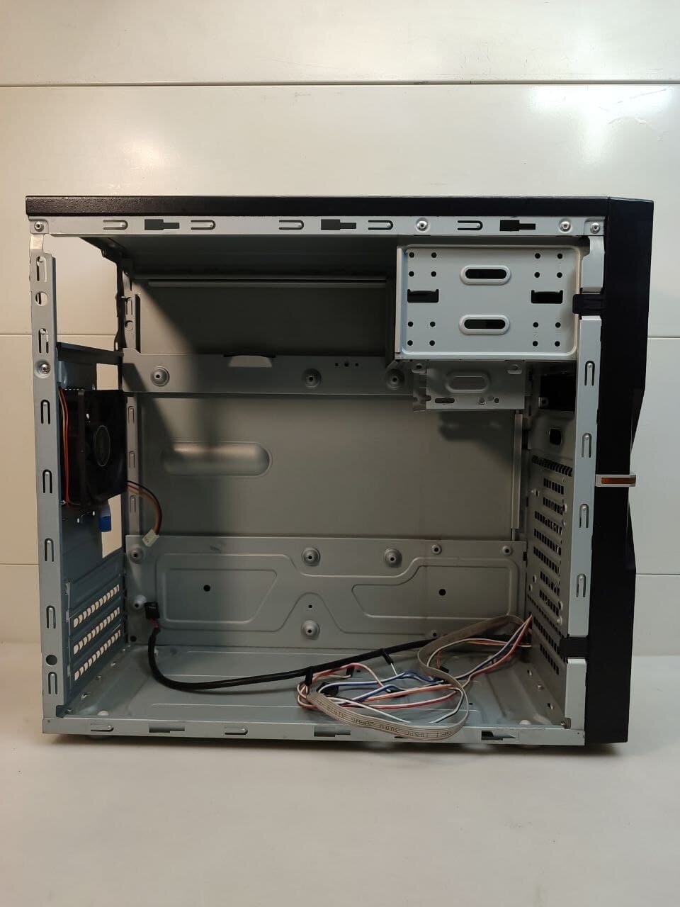 Корпус К_63 Inwin EN036 черный mATX — фото 1