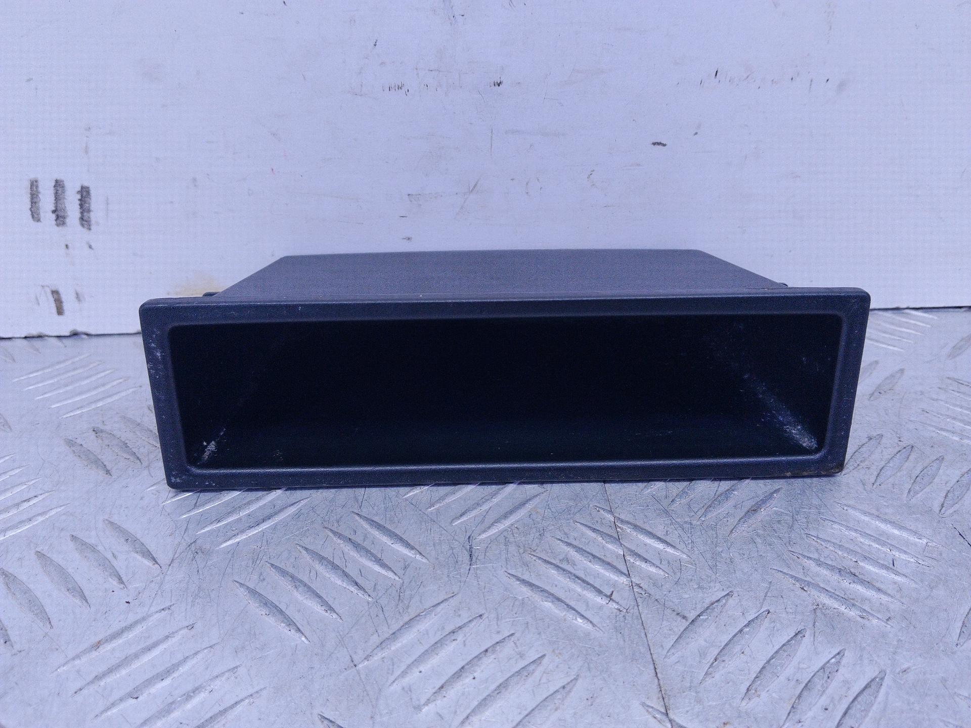 Карман центральной консоли Hyundai H350 2017 847422E000