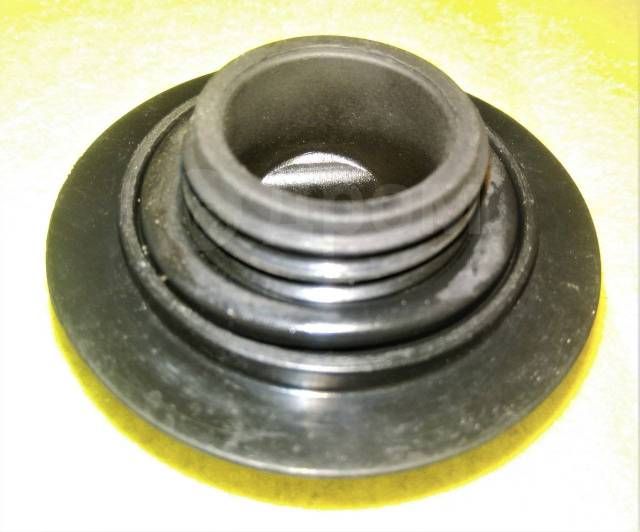 Крышка маслозаливной горловины Nissan CG13, , VQ20, VQ35, VQ32 Б/У с пробегом