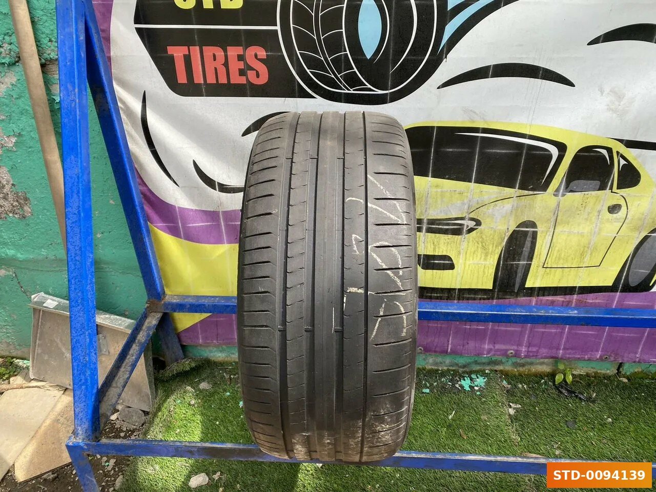 Летние шины Pirelli P Zero PZ4 275/35 R21 35% износ 7543206250