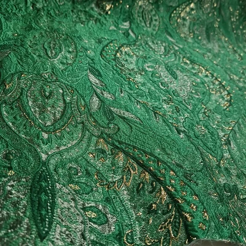 Изумрудная жаккардовая ткань с золотом 100x140 см