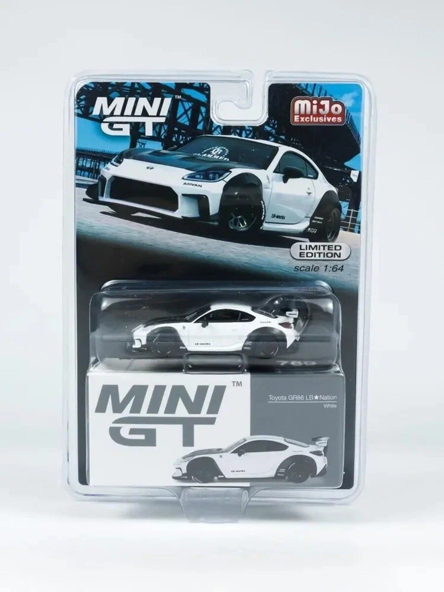 Машинка TSM MINI GT 1/64#769 Toyota GR86 LBNation White mijo Die-cast Alloy Car Model Collection Display Gift