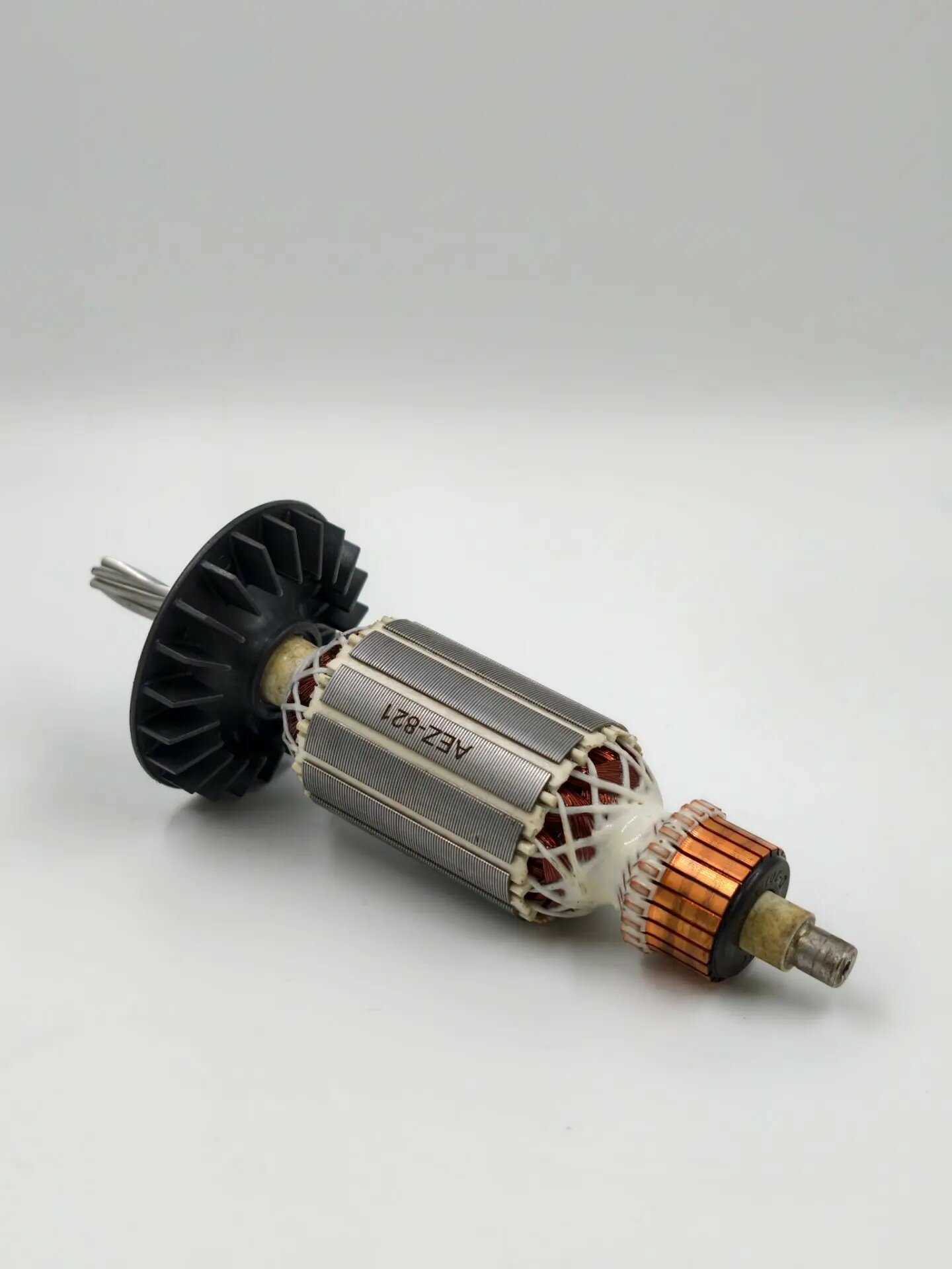 Якорь подходит для BOSCH перфоратор GBH 2-24 DSR, 2-24 DFR серия Professional (аналог 1614010227)