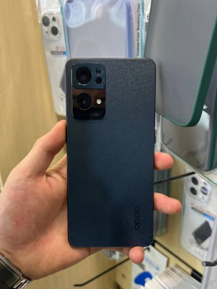 Смартфон OPPO Reno 7 Pro 5G 8/256 ГБ Чёрный MediaTek Dimensity 1200 MAX