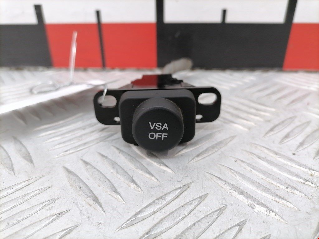 Кнопка антипробуксовочной системы / 1524087 M30489 35300SMGG01 для Honda Civic 8 (с пробегом)