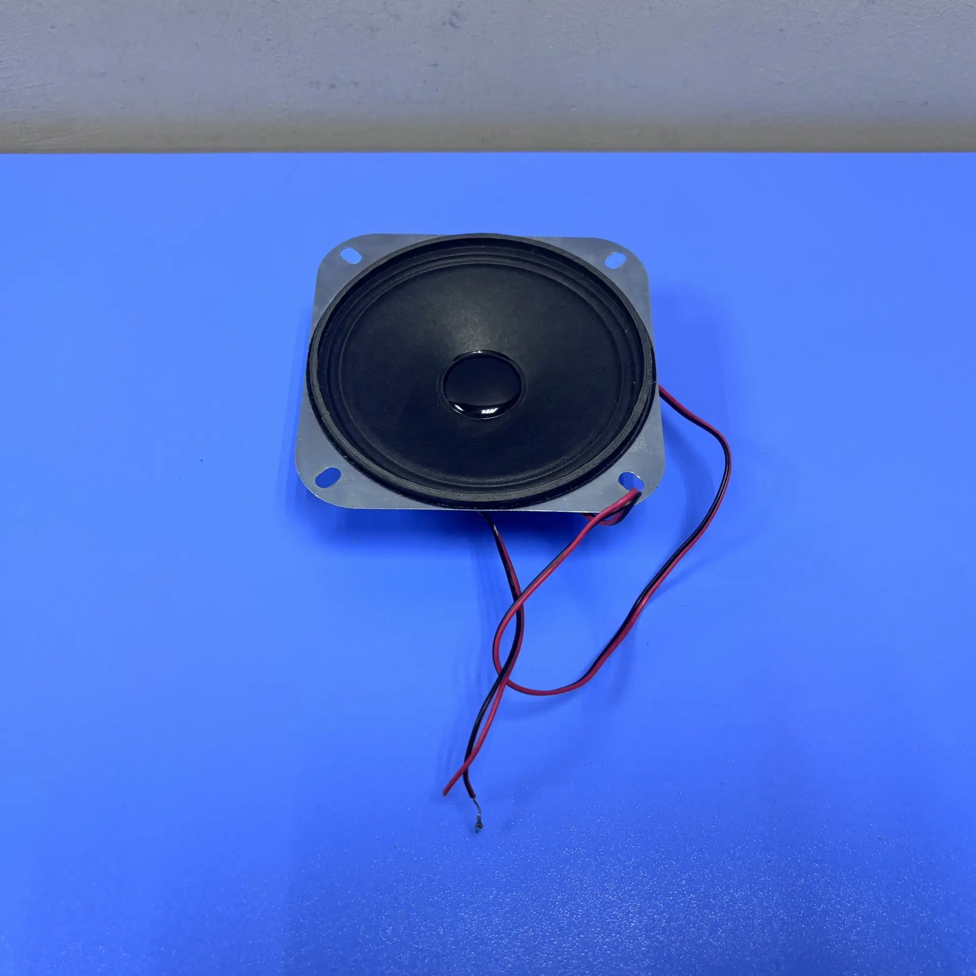 Динамик портативной акустической системы Telefunken TF-PS1279B