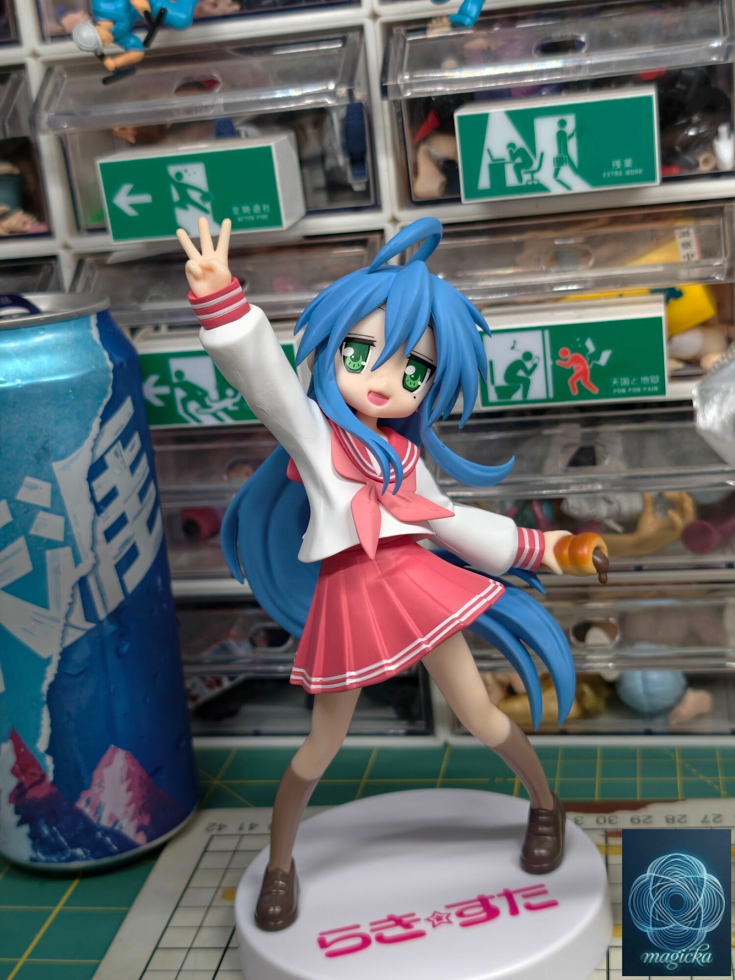 Фигурка Konata Izumi в школьной форме Lucky Star подарок