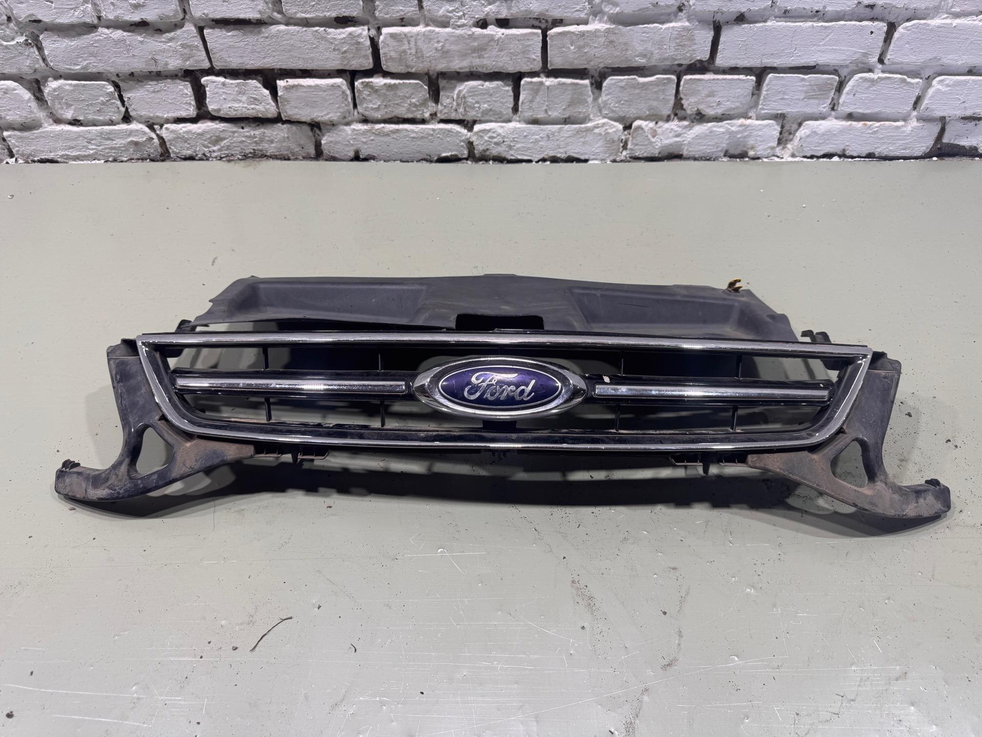 Решетка радиатора Ford Mondeo 4 (2006 - 2010) 7M2116613AA