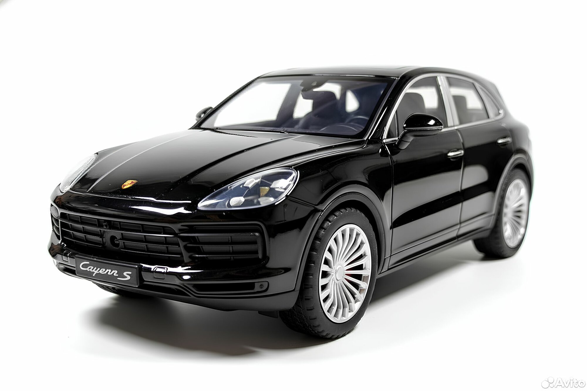 Машинка металлическая инерционная модель Porsche Cayenne S (Порше Кайен черный 20см) Детская игрушка / Масштаб 1:24
