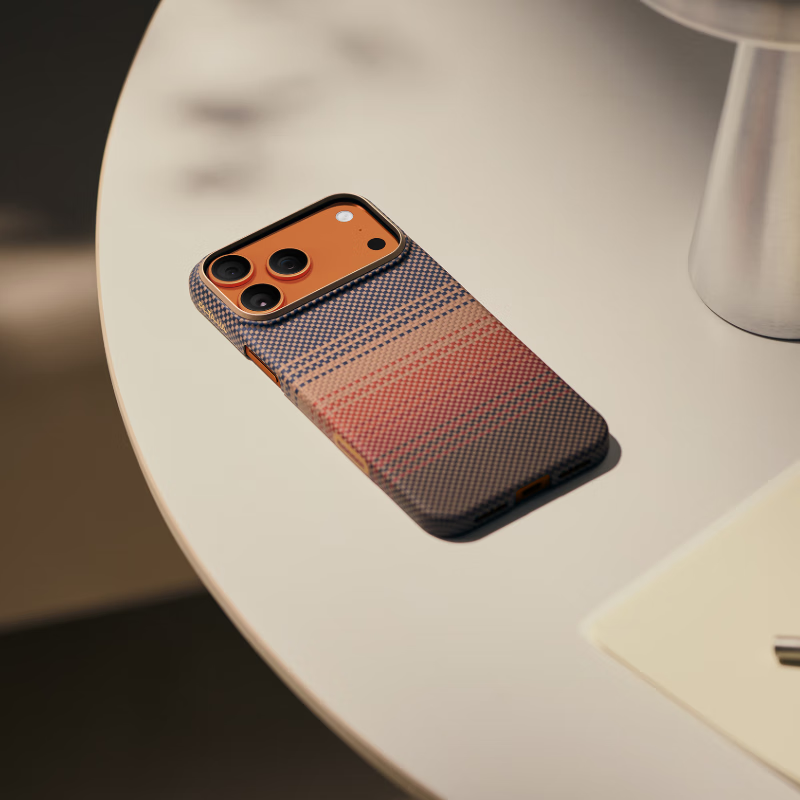 PITAKA iPhone 17 Air MagSafe магнитный кевларовый углеродный волоконный ультратонкий защитный чехол в оттенке заката