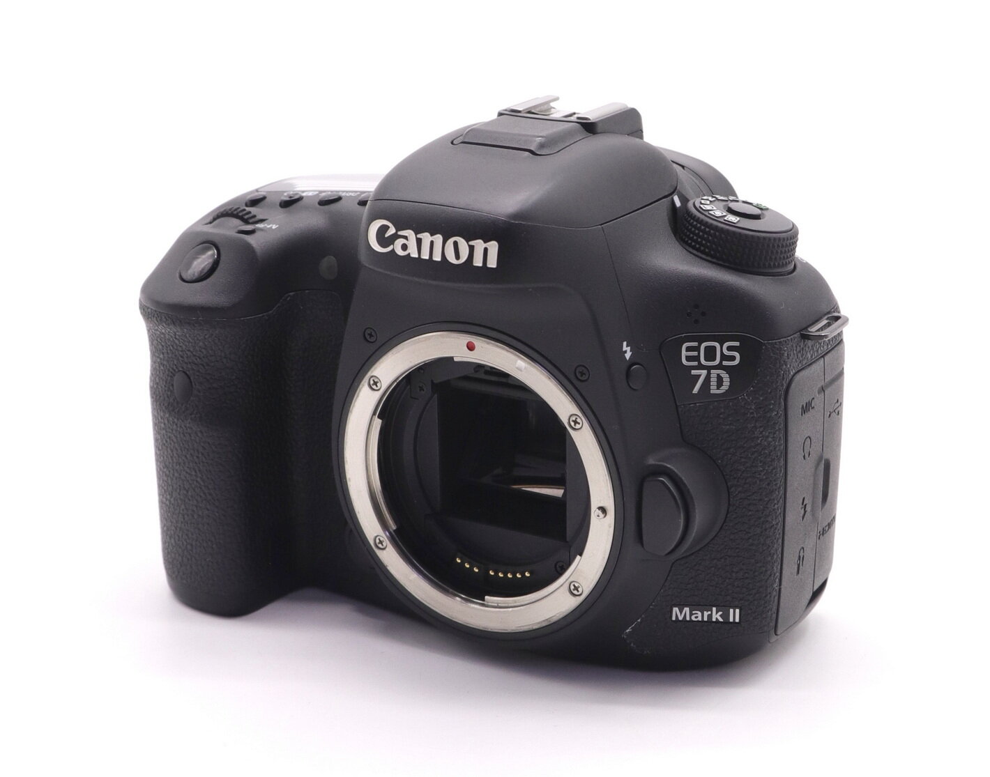 Canon EOS 7D Mark II body (пробег 22250 кадров)