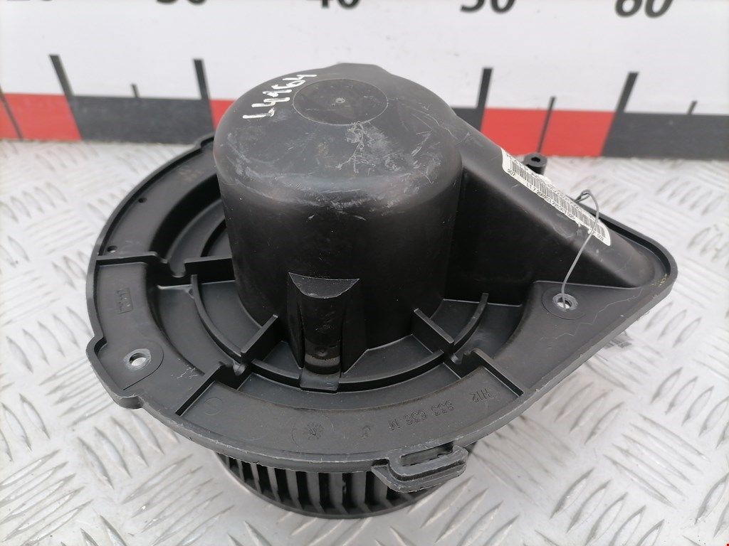 Моторчик печки (вентилятор отопителя) / 509345 F664691L 8D2820021 для Skoda Superb (с пробегом)
