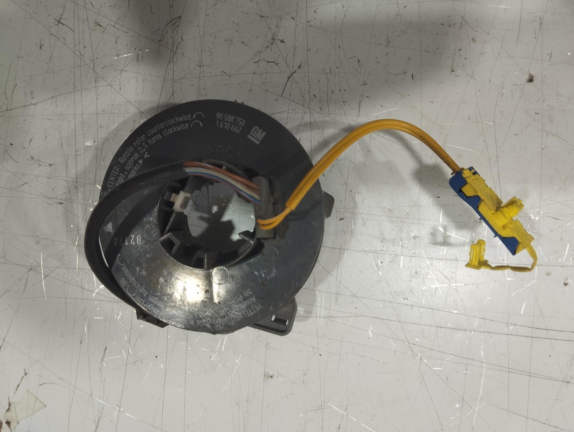 Шлейф рулевой Opel Astra G (1998 - 2009) 09131781