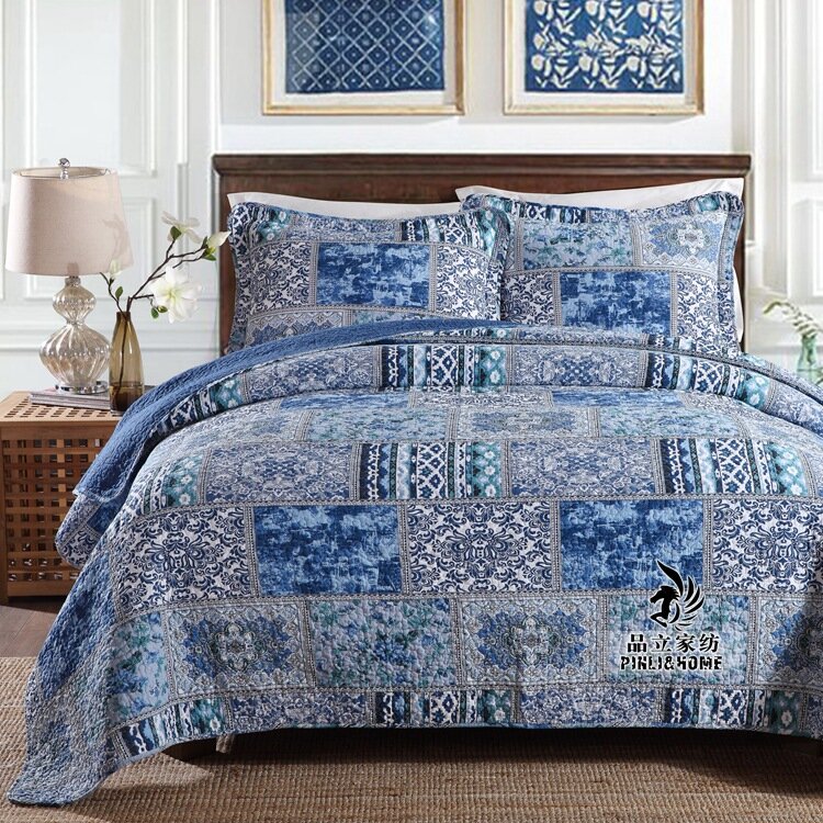 Комплект постельного белья из чистого хлопка от Pinli Home Textiles, состоящий из трех предметов: стеганое одеяло в американском стиле с имитацией лоскутного шитья, хлопковое одеяло с принтом, имитирующее кондиционер
