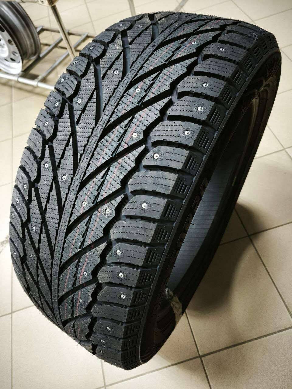 Шины зимние, шипованные R-20 255/50 Unistar Ice Protection S 109T XL Ш