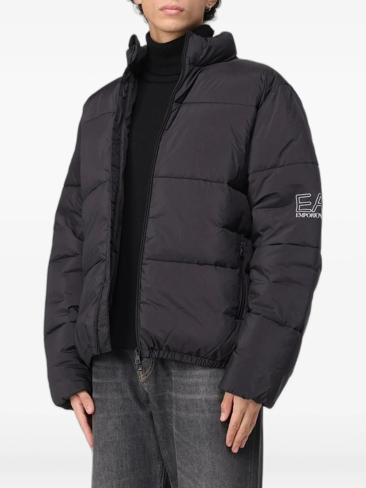 Куртка EA7 EMPORIO ARMANI Quilted logo-print jacket, размер 48, черный — фото 1