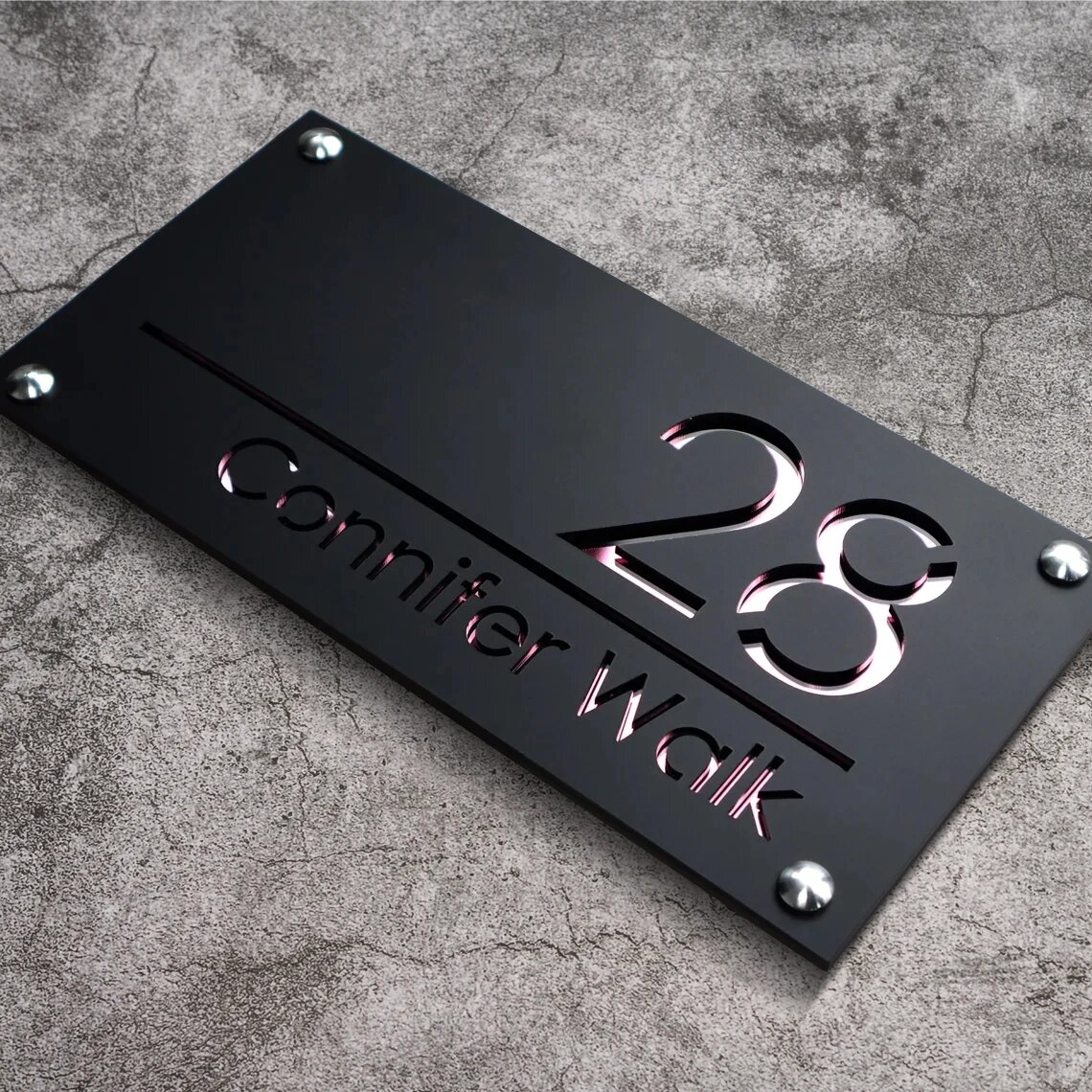 Адресная табличка "28 Connifer Walk", черная с розовым золотом, 15x15 см