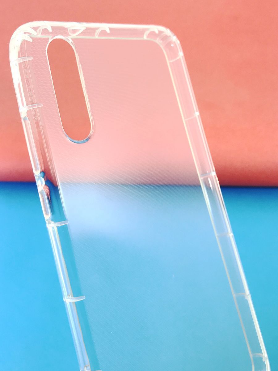 Чехол MF для Huawei P20 Накладка прозрачная силиконовая с противоударными бортиками выступающими над экраном телефона и углами, усиленными ребрами жесткости защищающми от падения