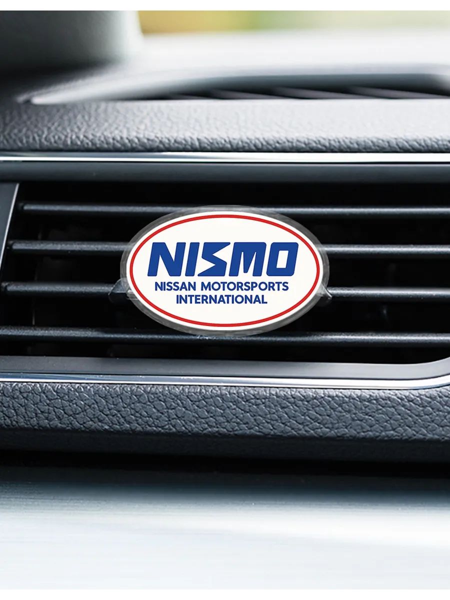 Игрушка акриловая на панель авто NIZMO