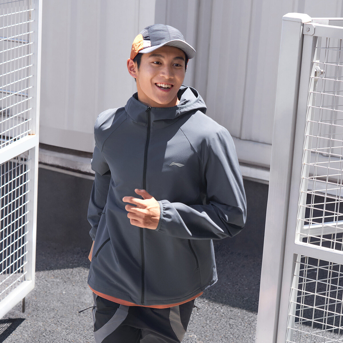 Тренчкот LI-NING