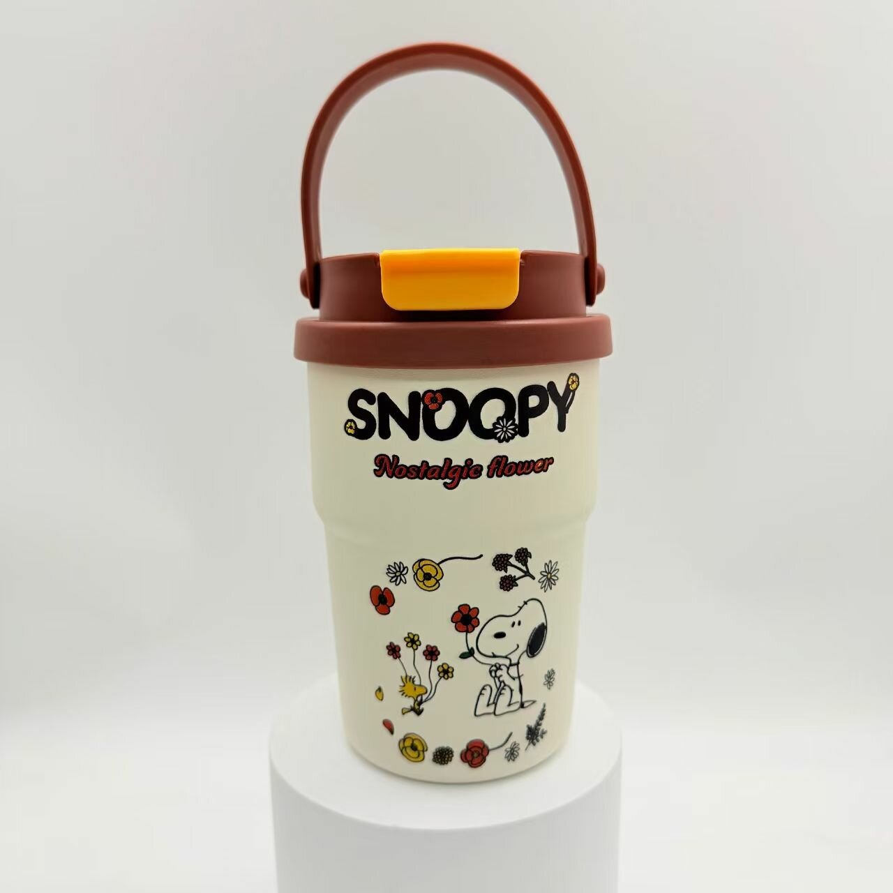 Стильная термокружка Starbucks Snoopy из нержавеющей стали с удобной ручкой для переноски. Объем 300 мл.