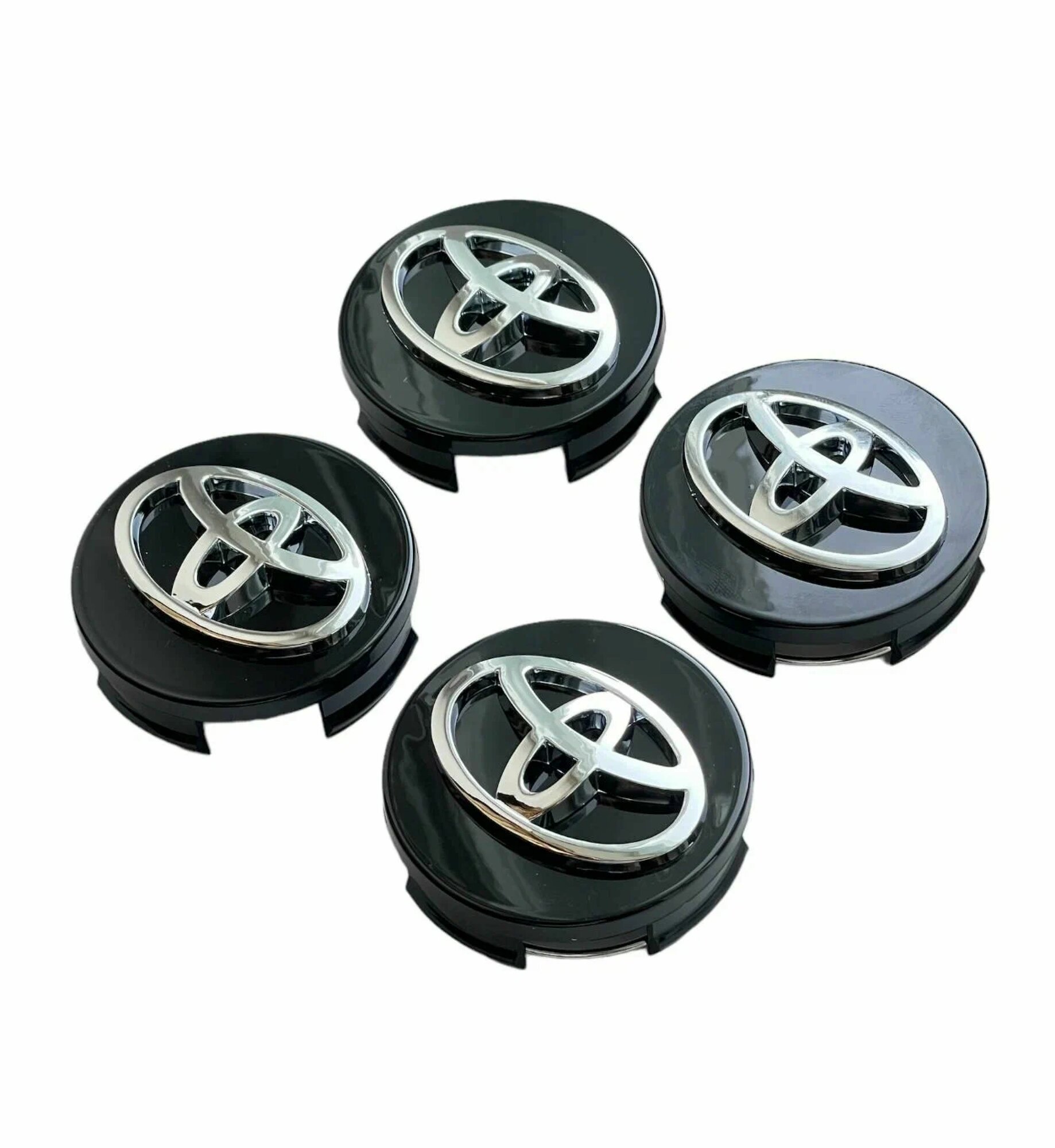 Центральные колпачки на диски (ступицы) Toyota, 62мм, черный серебро, 4шт