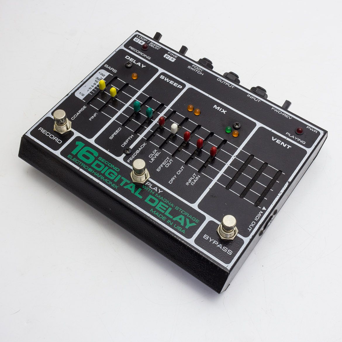 Electro-Harmonix 16 Second Digital Delay + Footswitch - педаль эффектов (Дисконтный товар. Возможны мелкие царапины и потёртости на корпусе) — фото 1