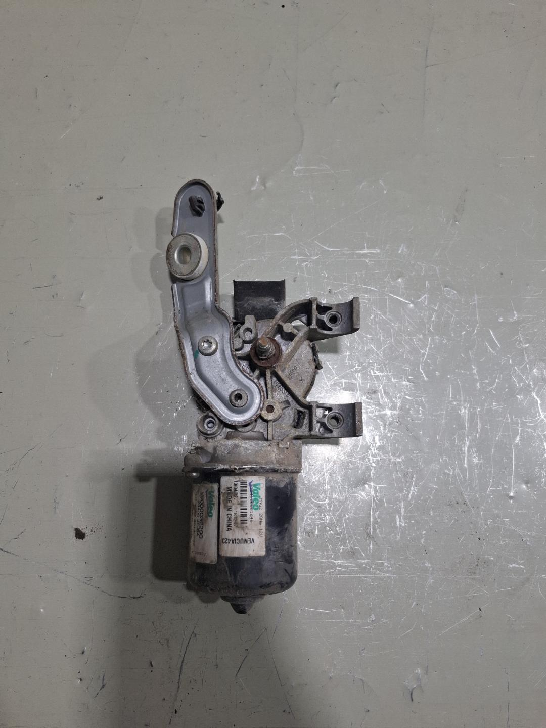 Моторчик трапеции дворников (стеклоочистителя) Nissan Juke F15 (2010 - 2014) 288002FJ02