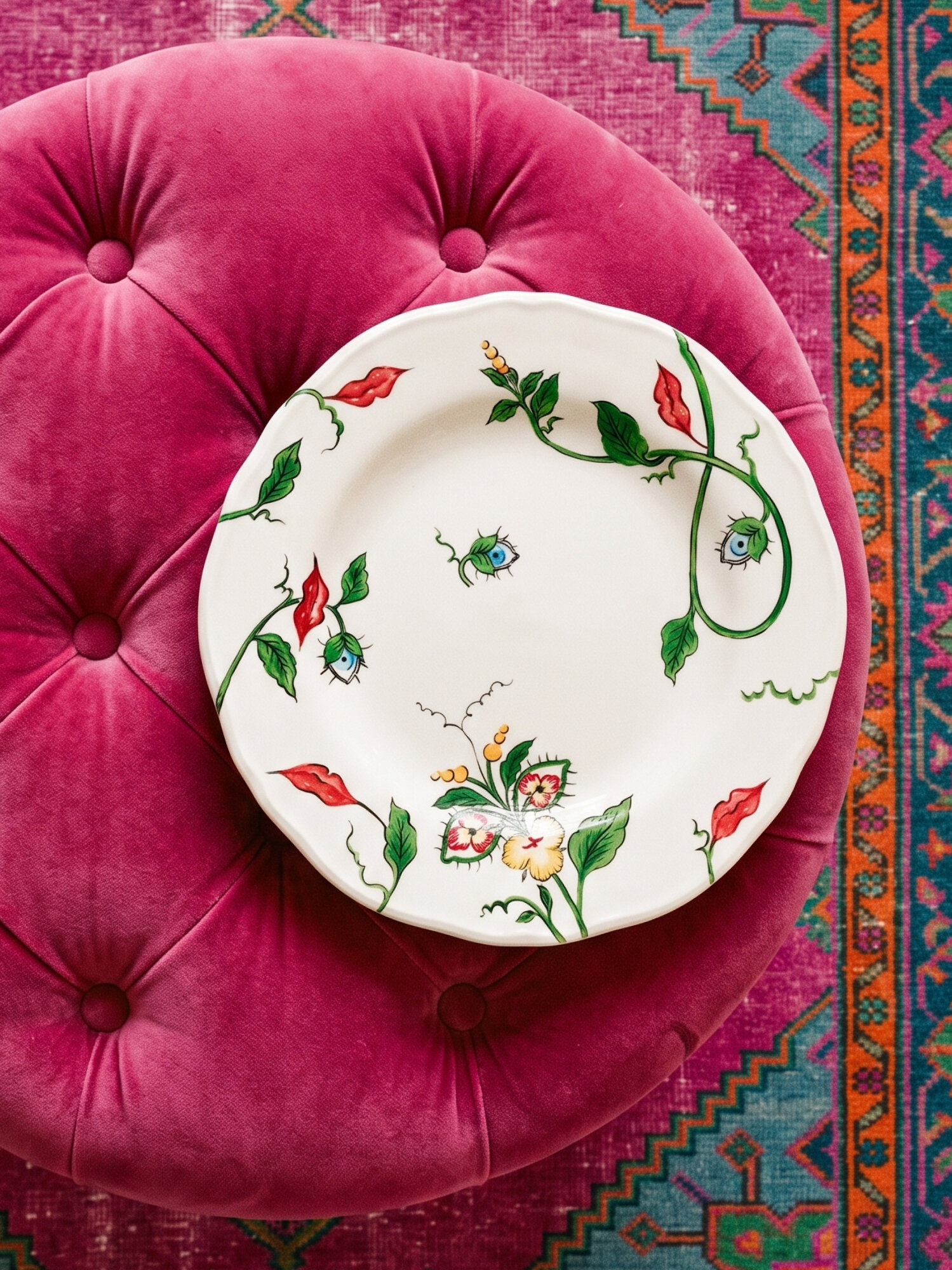Тарелка круглая Жизель D270 роспись по мотивам Дали La Palme Artisan Ceramica