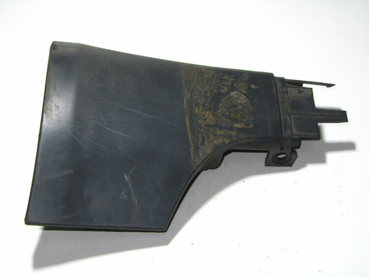Накладка на порог заглушка наружная левая 8E0853859 Audi A4 B7 2004-2009 2005г