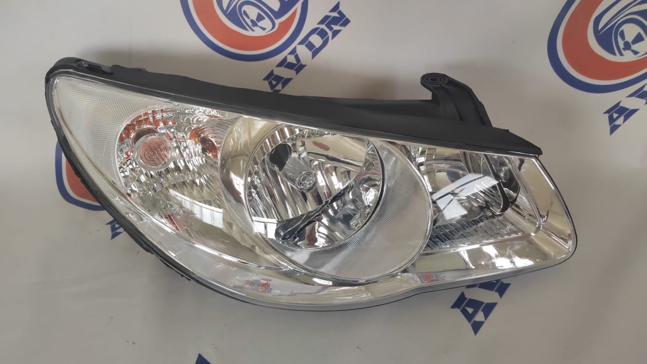 Фара правая HYUNDAI ELANTRA HD 06-11 без корректора