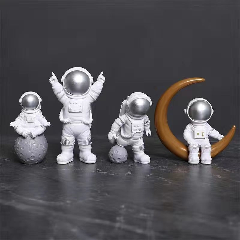 Серебряная фигурка астронавта 4-штук для стола, космическая тематическая декоративная аксессуар для дома