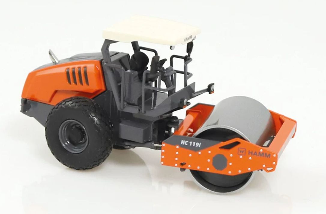 Готовая модель тандемного катка Hamm HC 119i, масштаб 1:50, металлическая, NZG 10421