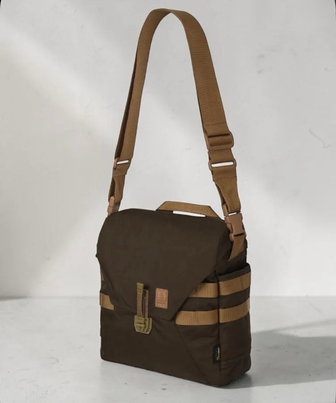 Сумка тактическая через плечо Helikon-Tex Bushcraft Haversack Earth Brown-Clay кросс-боди для города и походов, 8л