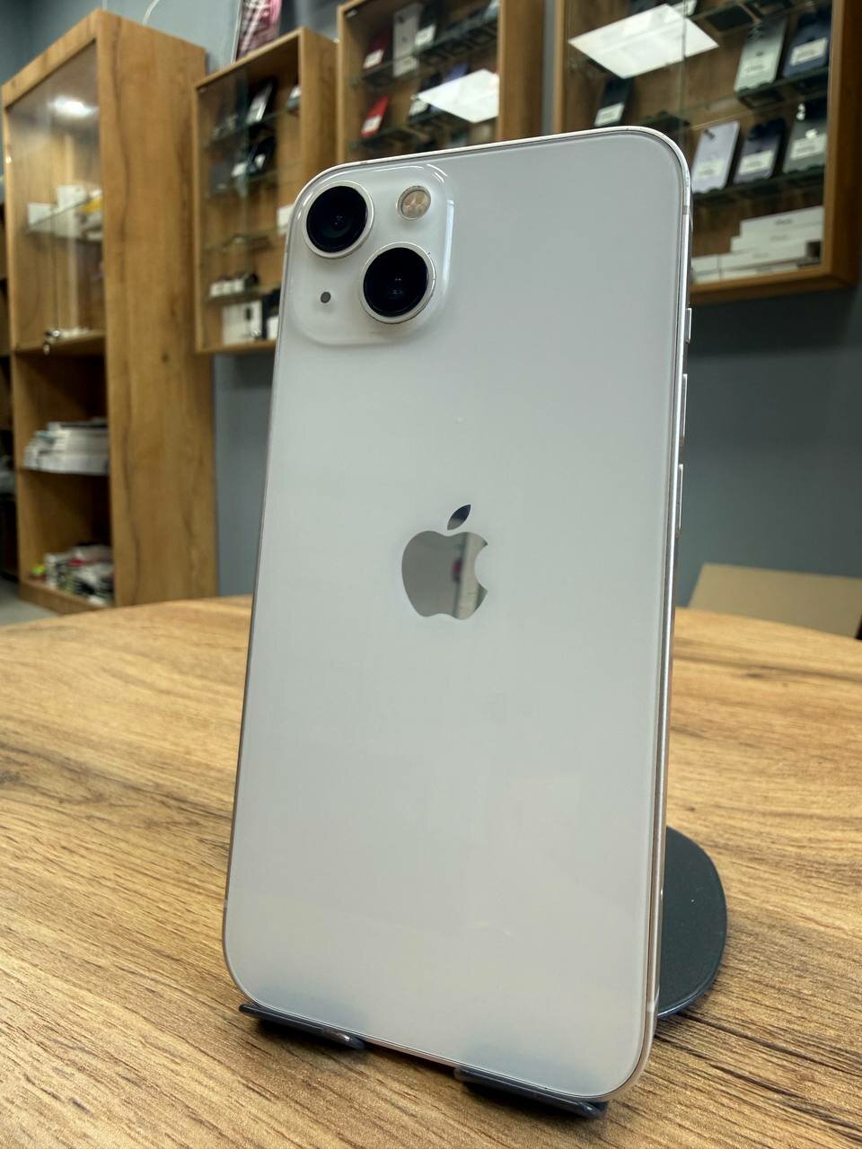 Смартфон Apple iphone13 256GB белый，Экран 6.1"，nano-SIM，белый/White