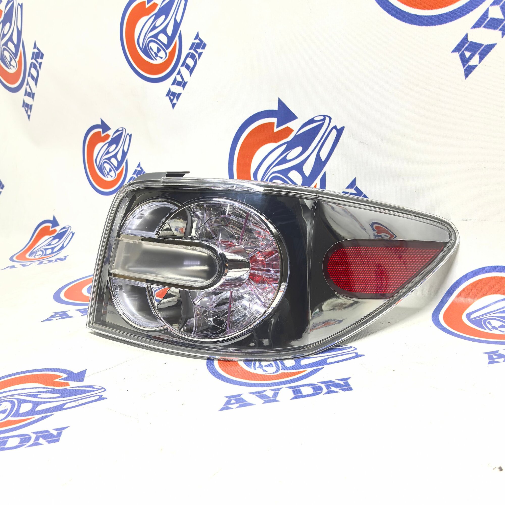 Фонарь правый MAZDA CX-7 06-12 (DEPO)