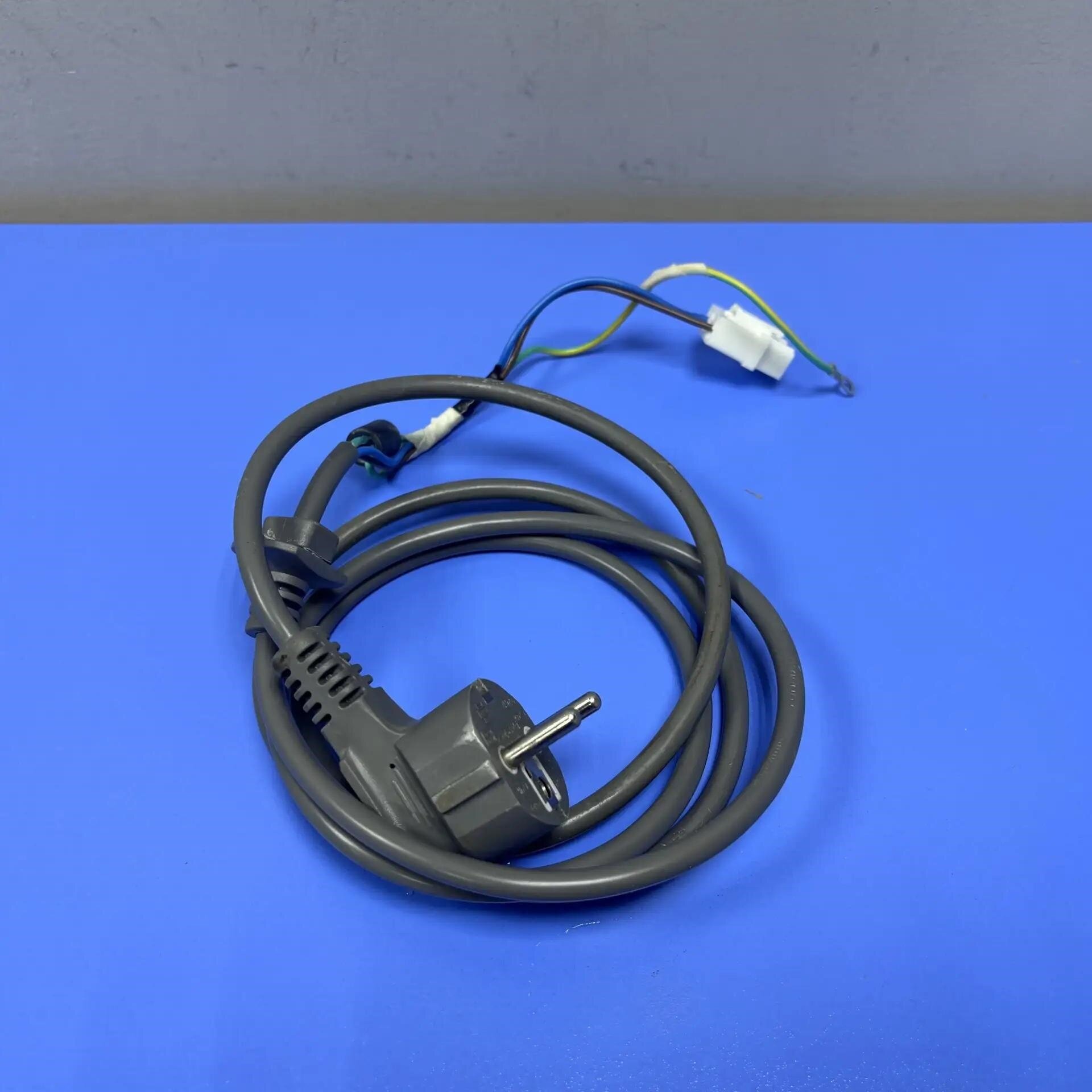Сетевой кабель питания стиральной машины LG F2H5HS6W/02