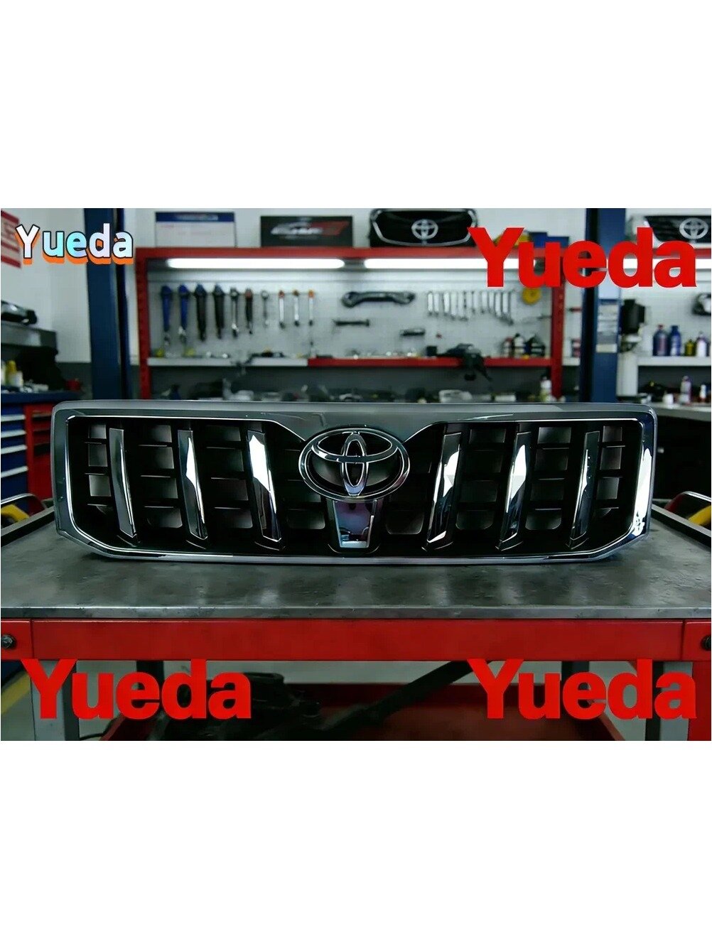 Решетка радиатора Toyota Land Cruiser Prado 120 с хромом черная CZHK
