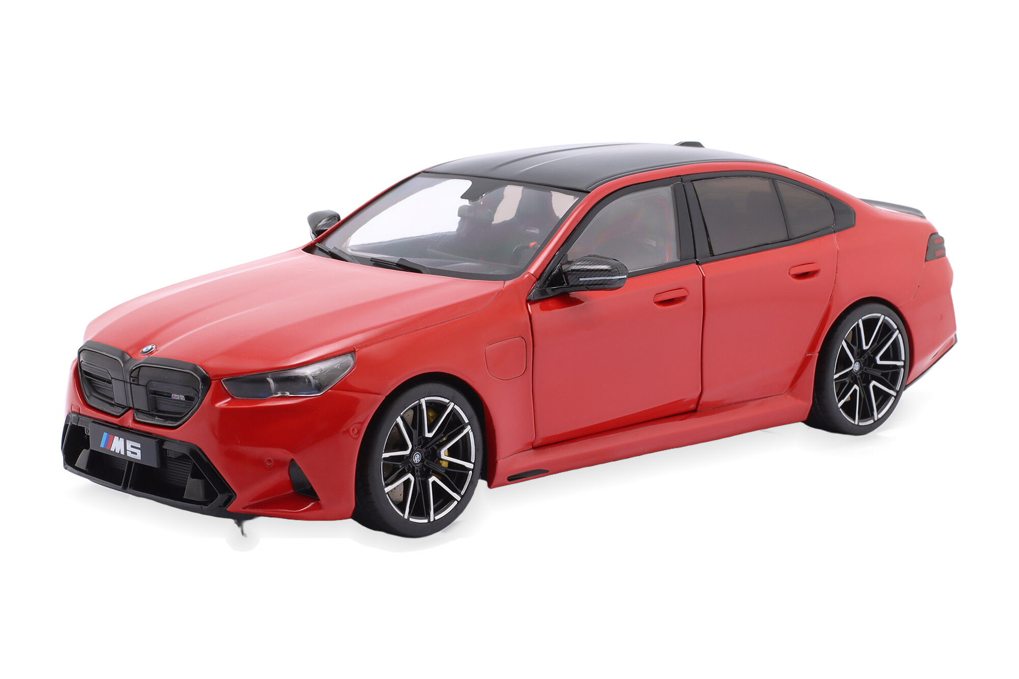 Модель коллекционная SOLIDO Bmw G90 M5 5-SERIES 2026 fire red / бмв М5 красный