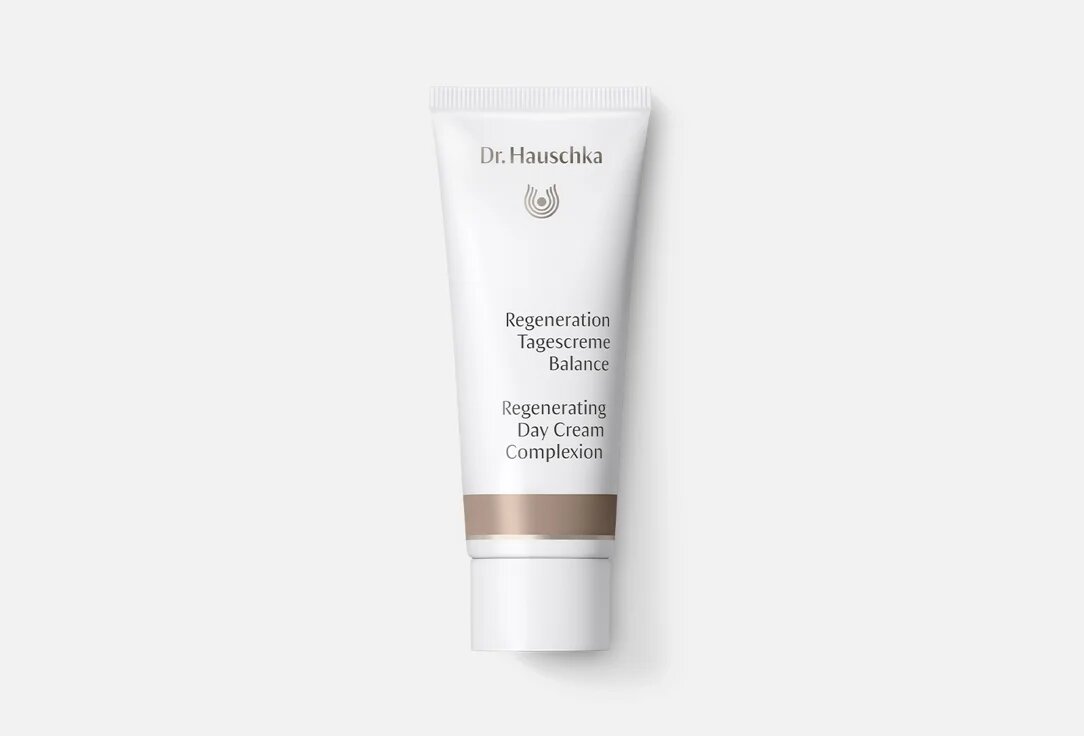 Dr.Hauschka Regeneration Tagescreme Balance Регенерирующий тональный крем 40 мл