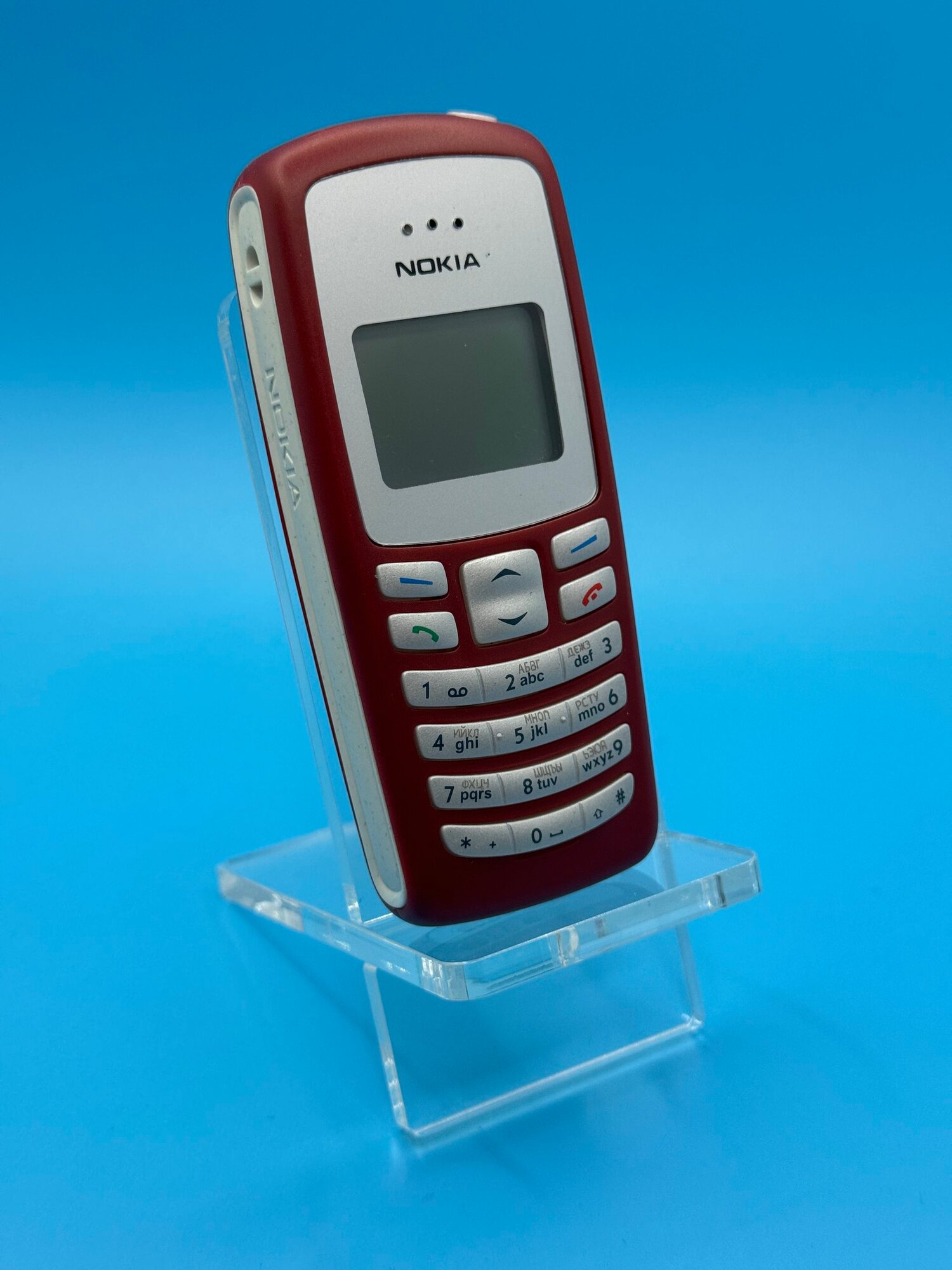 Мобильный телефон Nokia 2100