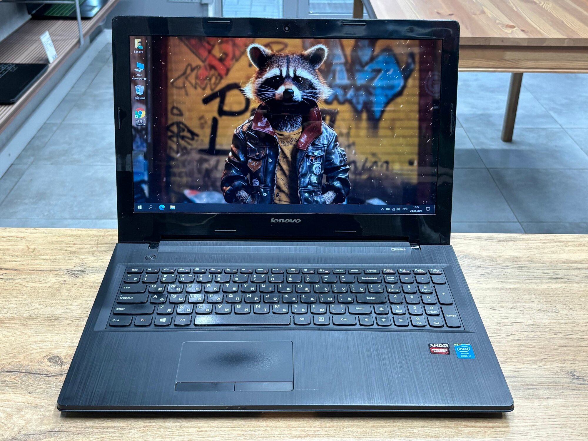 Игровой ноутбук Lenovo15.6 INTEL CORE I5 4210U/8GB/Radeon hd8500M/500gb /WIN10 PRO. Товар уцененный