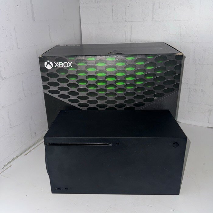 Игровая приставка Microsoft Xbox Series X 1 Тб