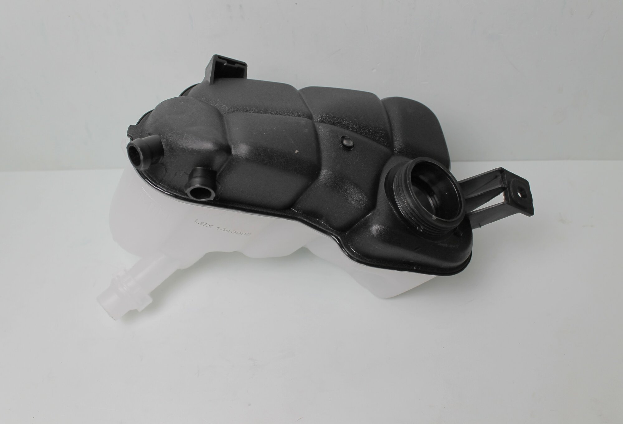 Бачок расширительный антифриза FORD Mondeo 4 VOLVO S60 2, S80 2, XC70 2, V70 3