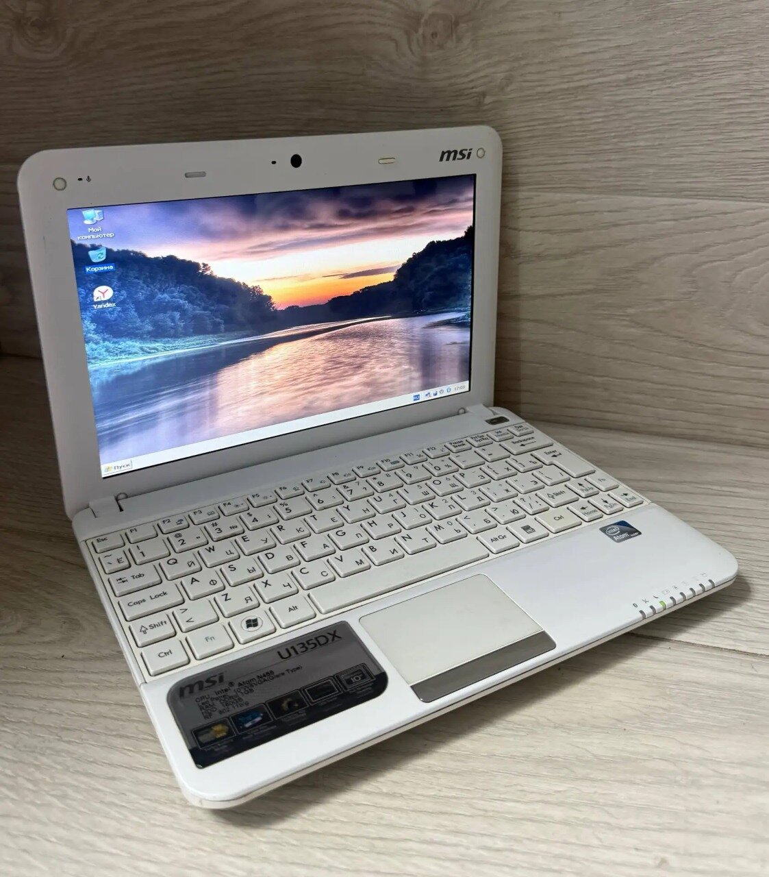 Нетбук MSI Wind U135DX — фото 1