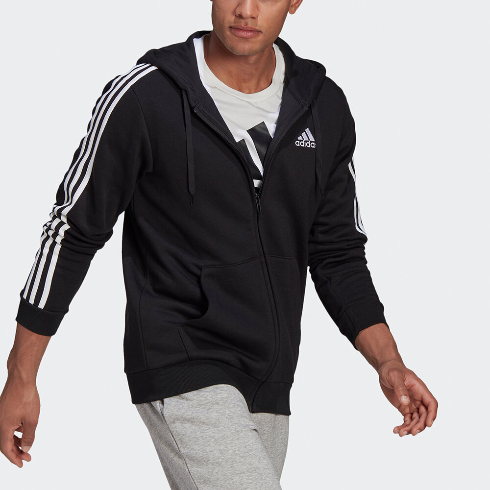 Куртка adidas, размер 2XL — фото 1